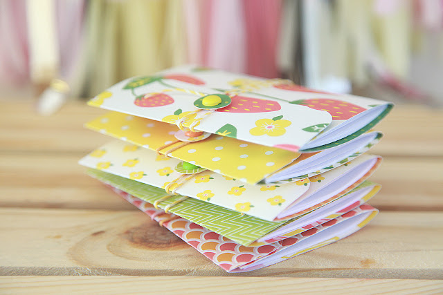 Unify Handmade: DIY, Mini Journals