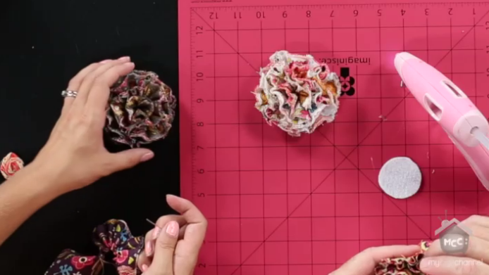 Allred Design Blog: IBP: Fabric Flowers