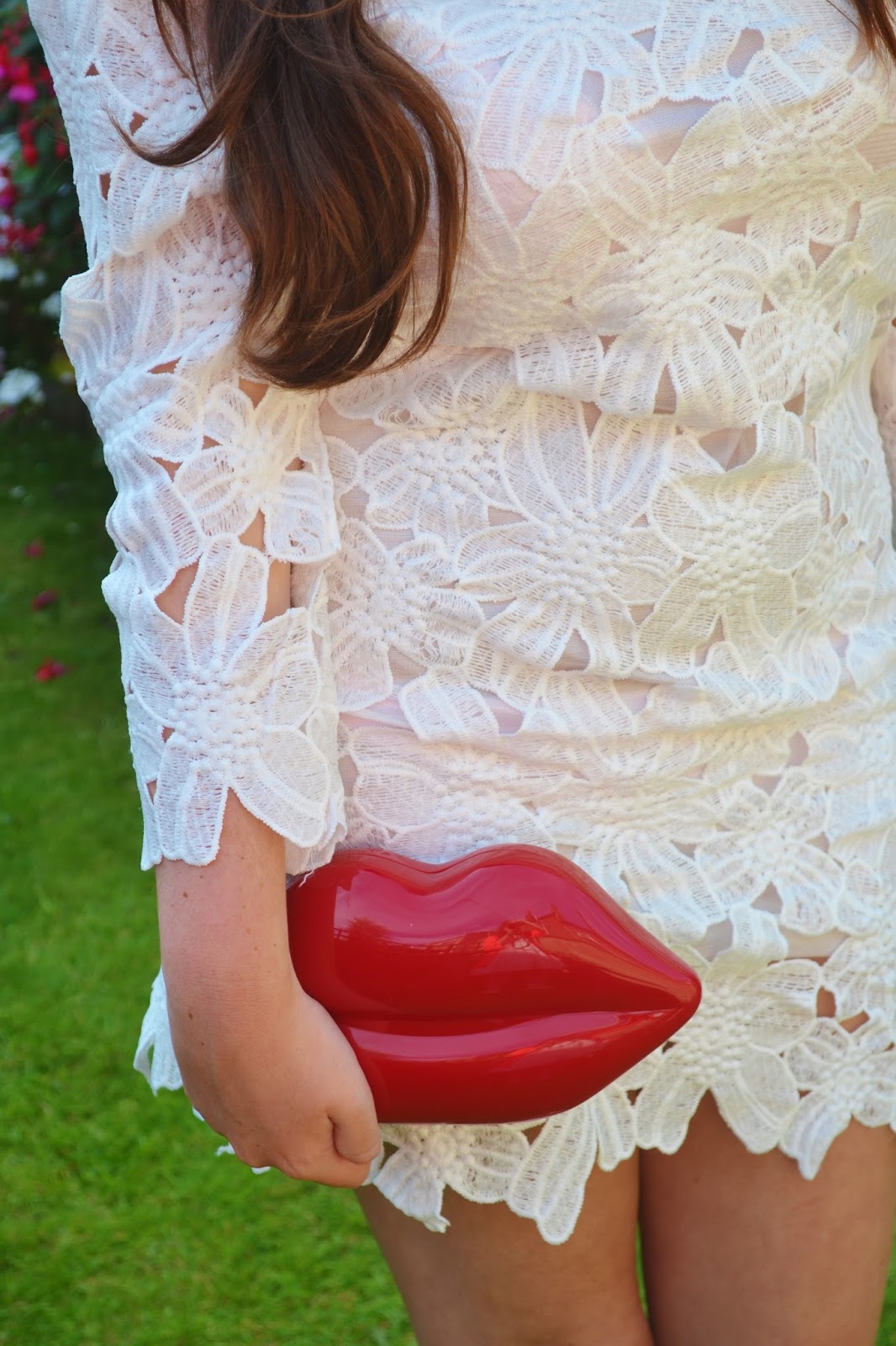 Fashion: Lippy Lace - Rachel Nicole