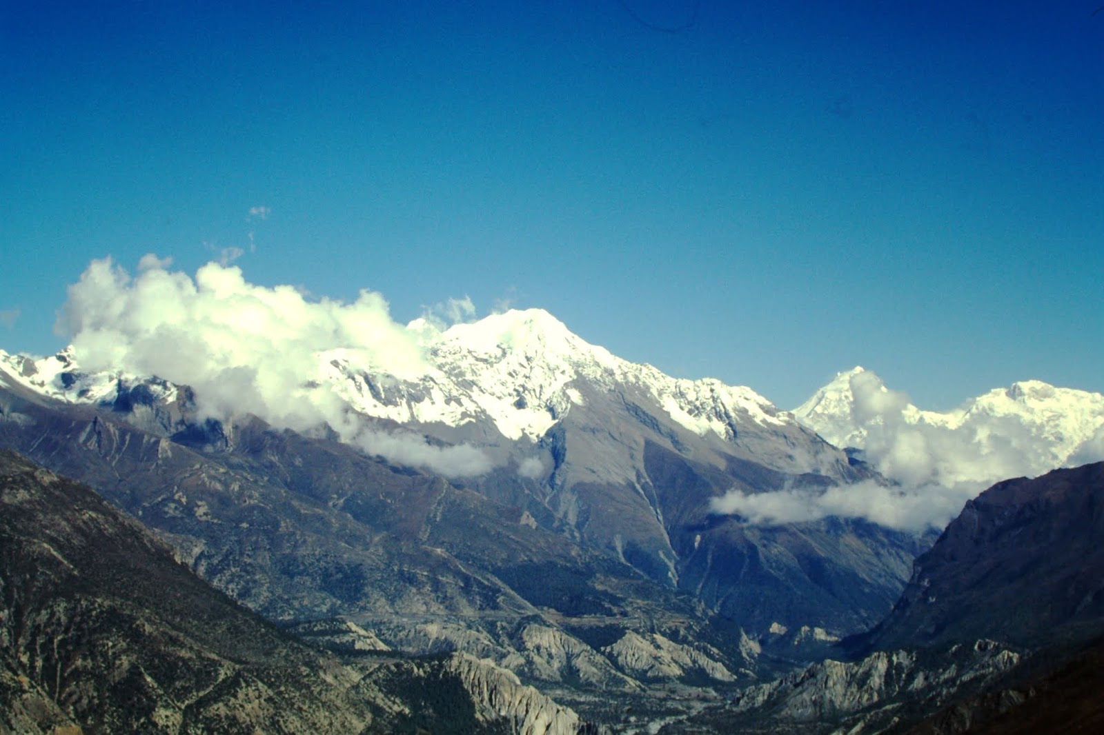 Beli opoj - popotovanje po Nepalu in Himalaji