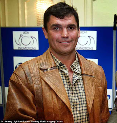 Former Heavyweight Boxing Champion Corrie Sanders is Killed in ‘Random ...