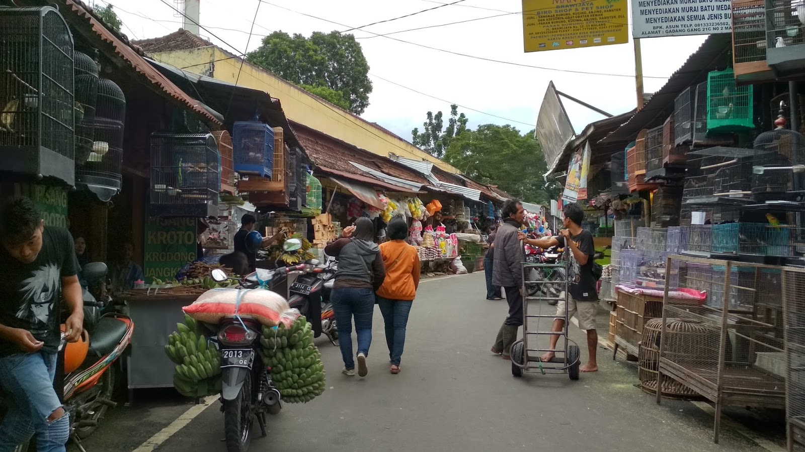 Pasar Splendid Malang - OMBONEJAGAD