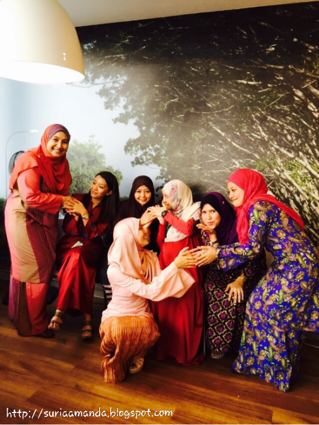 Jamuan Hari Raya Group Planning Strategy & T4 Project Team ~ SURIA AMANDA