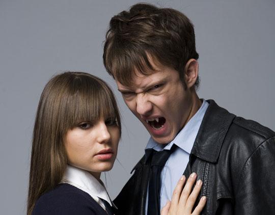 ALESSANDRA MARQUES: SPLIT VAMPIRES , VAMPIROS DIVISÃO