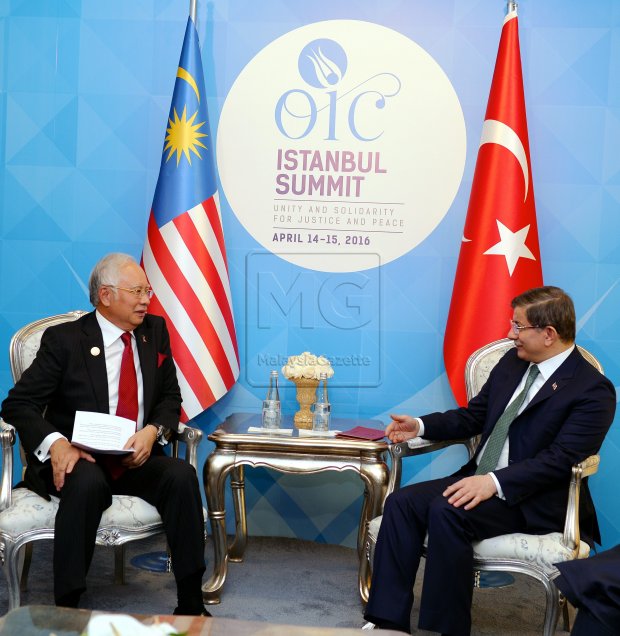 Huraian peranan malaysia sebagai anggota OIC: August 2016