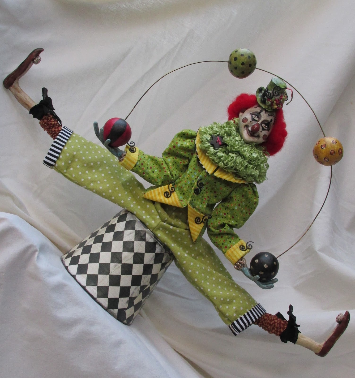 Primville - Kathie Ruffner: A circus clown