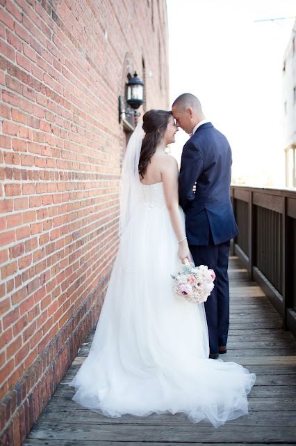 RSVP: The RiverRoom Blog