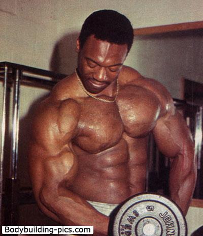 Worldwide Bodybuilders: Vintage UK moustached muscle Brian Buchanan