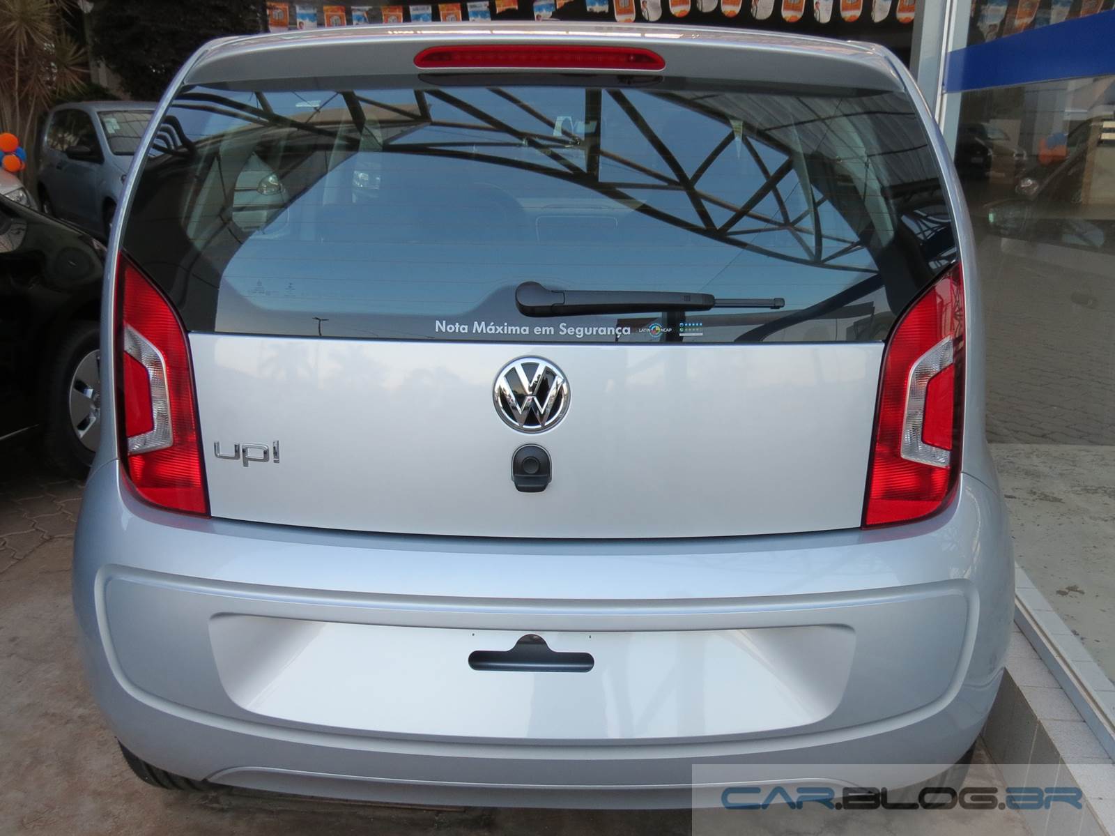 Volkswagen up! com ar e direção: Preço R$ 31.690 reais