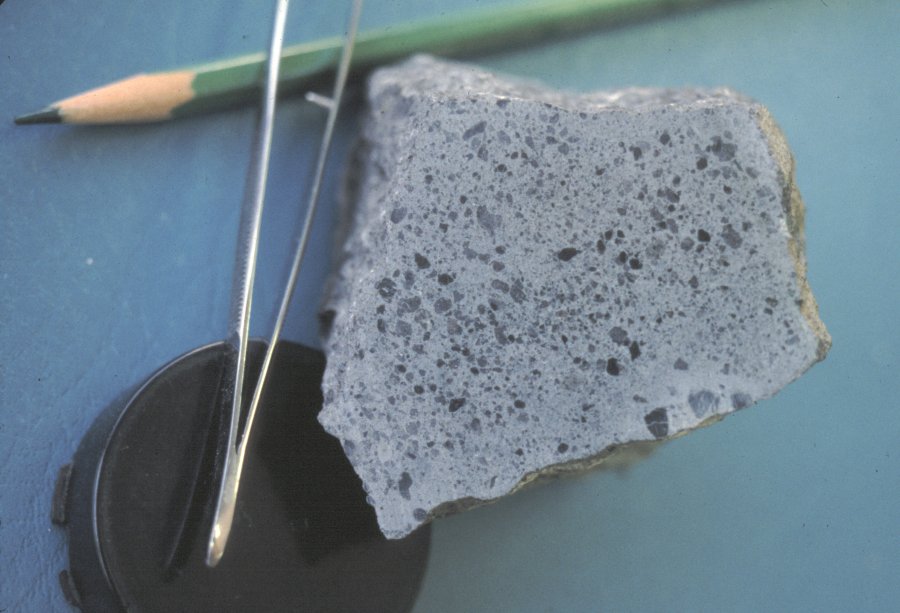 LEUCITE HILLS, WYOMING - lamproites & gemstones