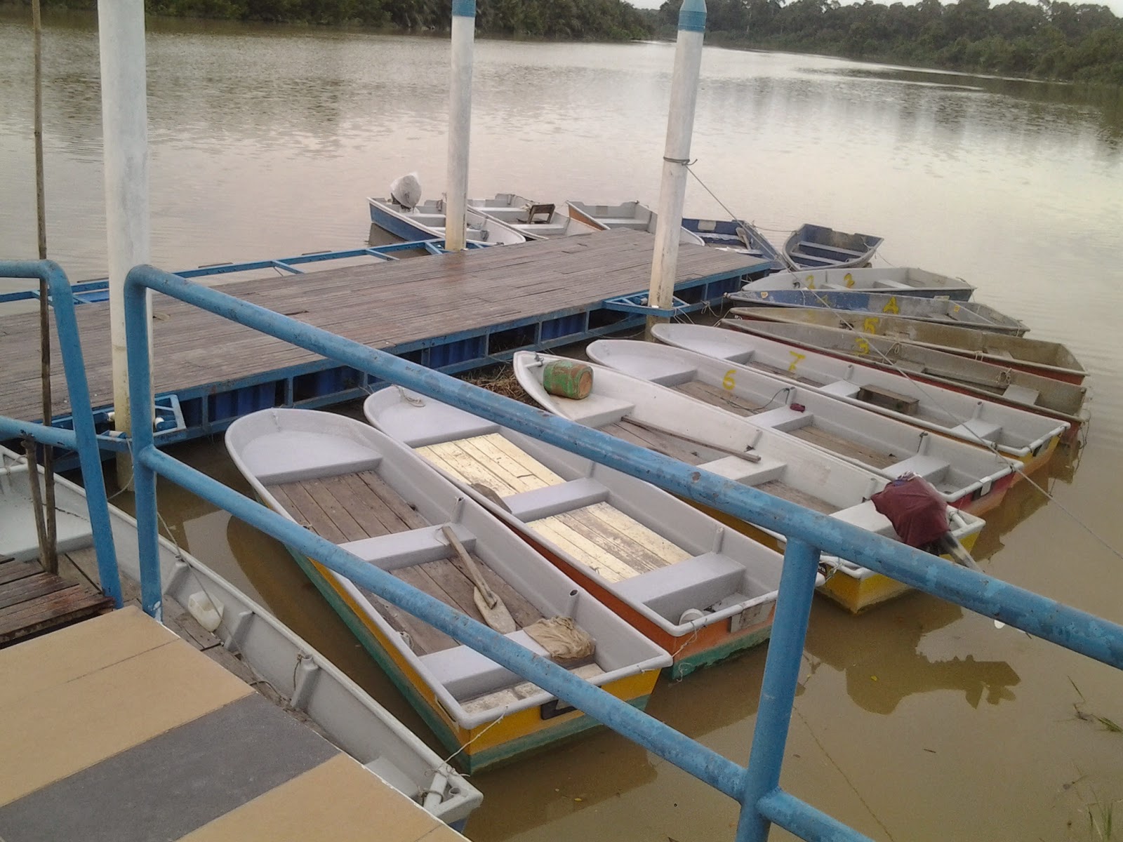 Madihah Homestay @ Muar Johor: Sewa Bot Fiber untuk Kaki Pancing di ...