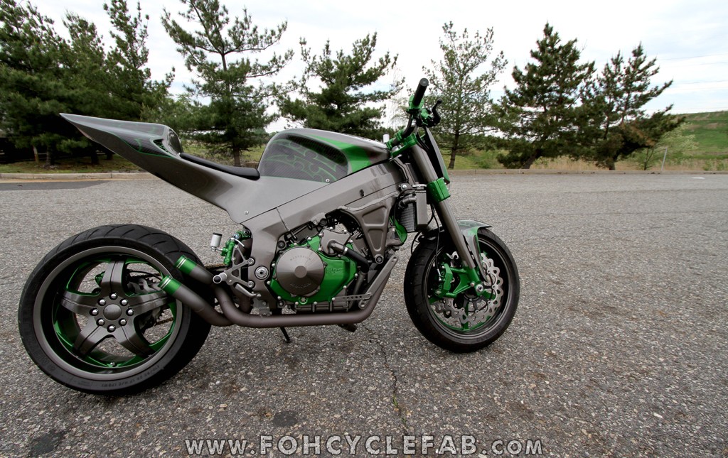 Racing Cafè: Honda RC51 Custom Streetfighter by FOH Cycle Fabrication