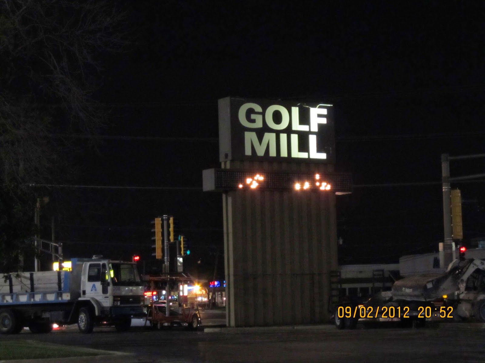 Trip to the Mall: Golf Mill Mall- ( Niles, IL)