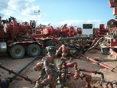 HYDRAULIC FRACTURING: SEJARAH DAN METODE