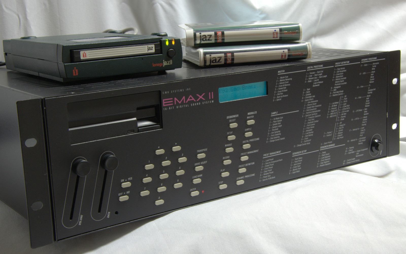 MATRIXSYNTH: E-MU EMAX II SN 049301105 with Iomega Jazz Drive