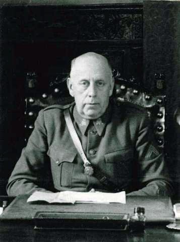 MEDALLAS E INSIGNIAS DE LA GUERRA CIVIL POSGUERRA Y FRANQUISMO ...