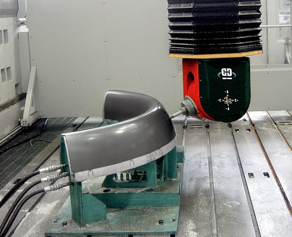 Breton FLYMILL- centro di lavoro verticale per fresare carbonio e ...