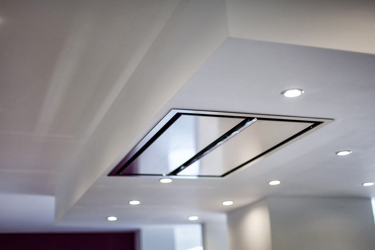 Planet Furniture: Sleek and Contemporary Family Kitchen