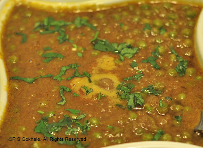 Recipes for all Occasions: Green Peas Gravy - A Rich Peas Preparation ...