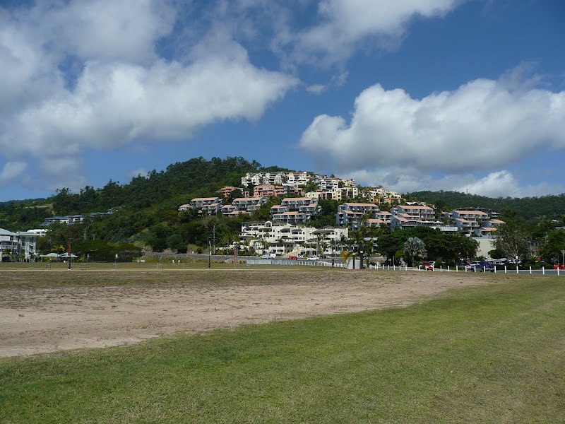 MobileMarshies: CONWAY BEACH - AIRLIE BEACH (20 - 28 AUGUST)