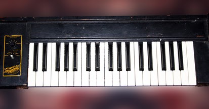 MATRIXSYNTH: EDP Caterpillar controller keyboard for Wasp, Gnat, Spider