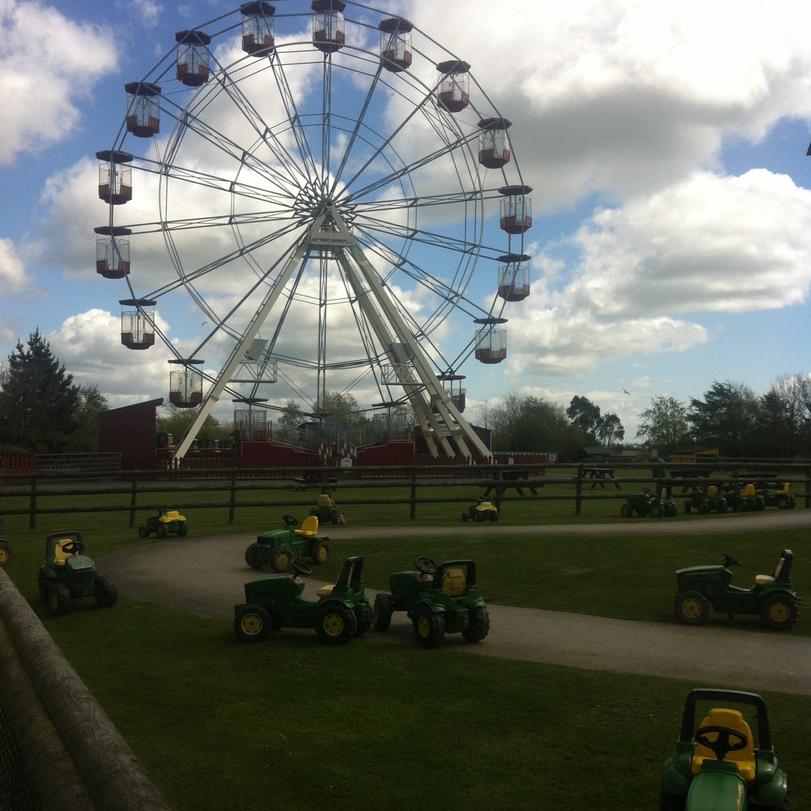 My Little L: Days Out: Folly Farm Adventure park and Zoo, Pembrokshire