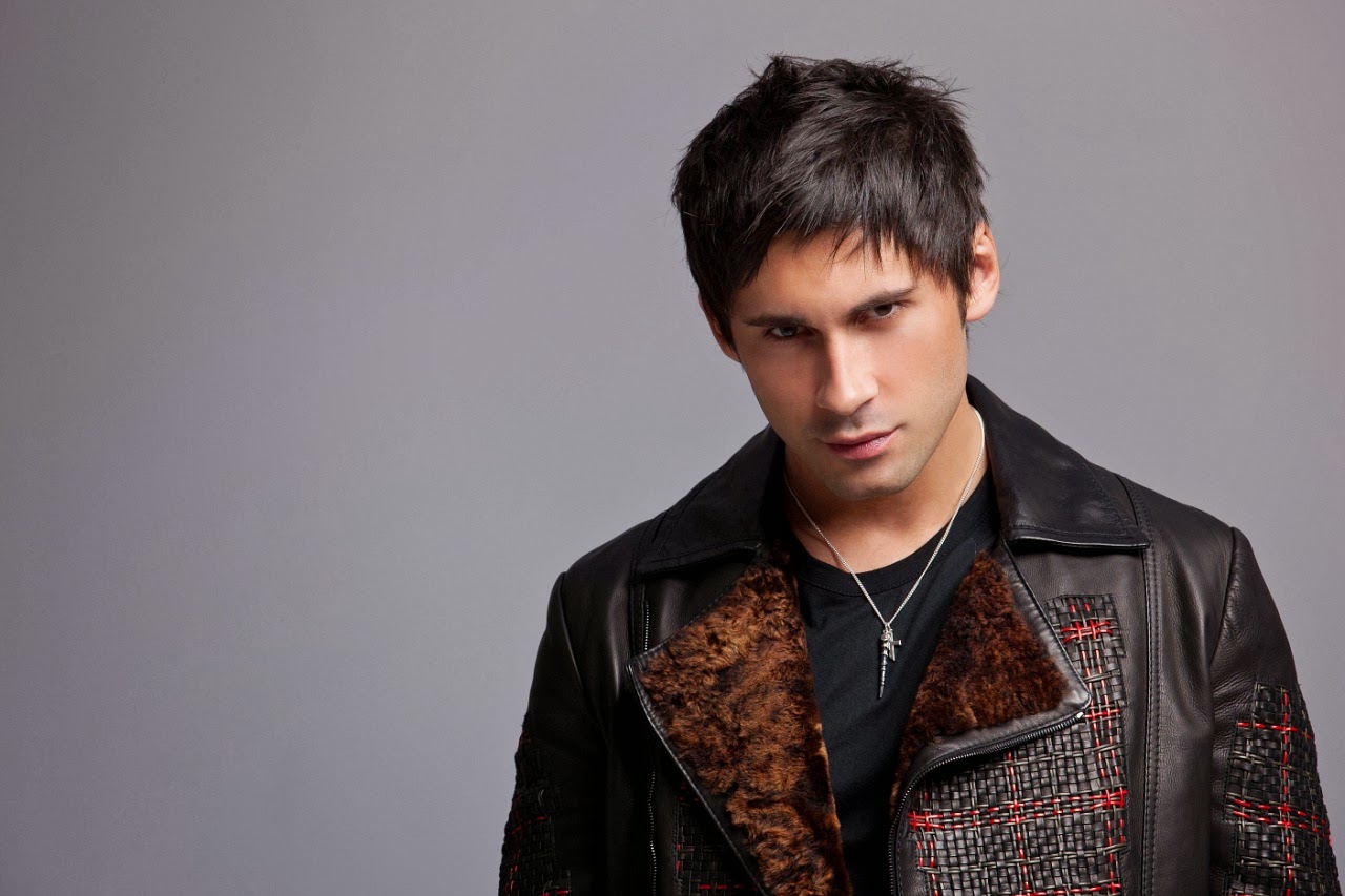 NOTICIAS Y EFEMERIDES MUSICALES Y DEL CINE: O-ZONE, UN 06 DE FEBRERO ...