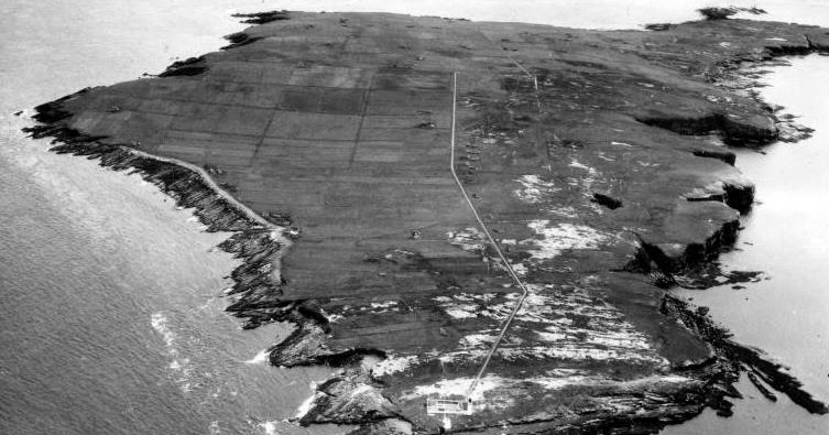Tour Scotland: Old Aerial Photograph Island Of Stroma Scotland