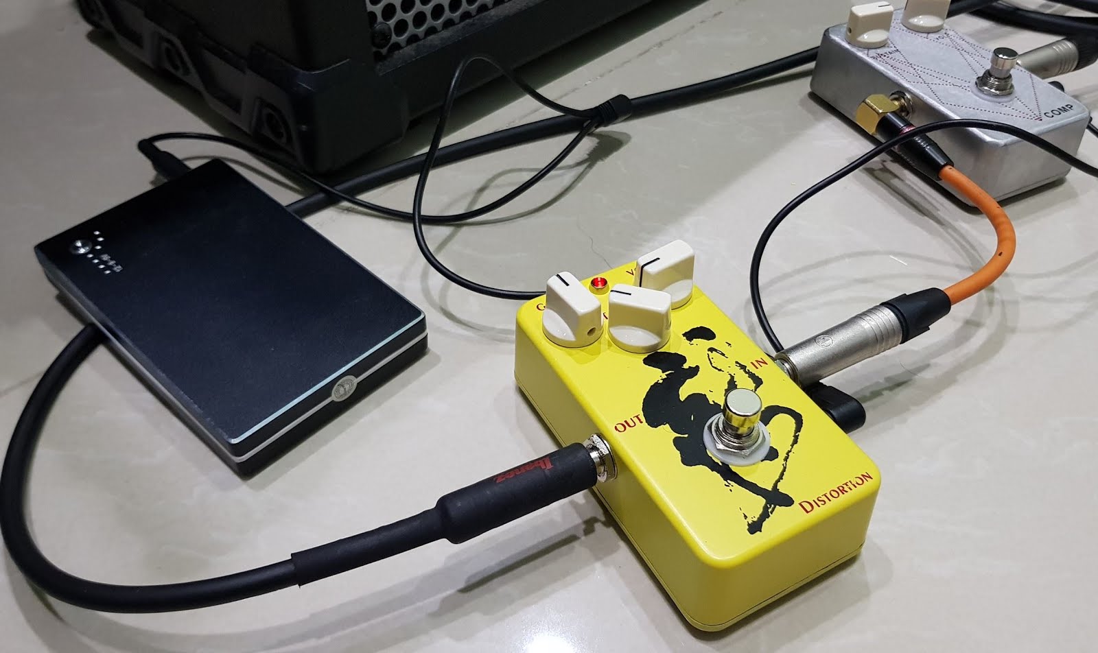 Passion for Electric Guitar: Merakit Efek Gitar 'Distortion'