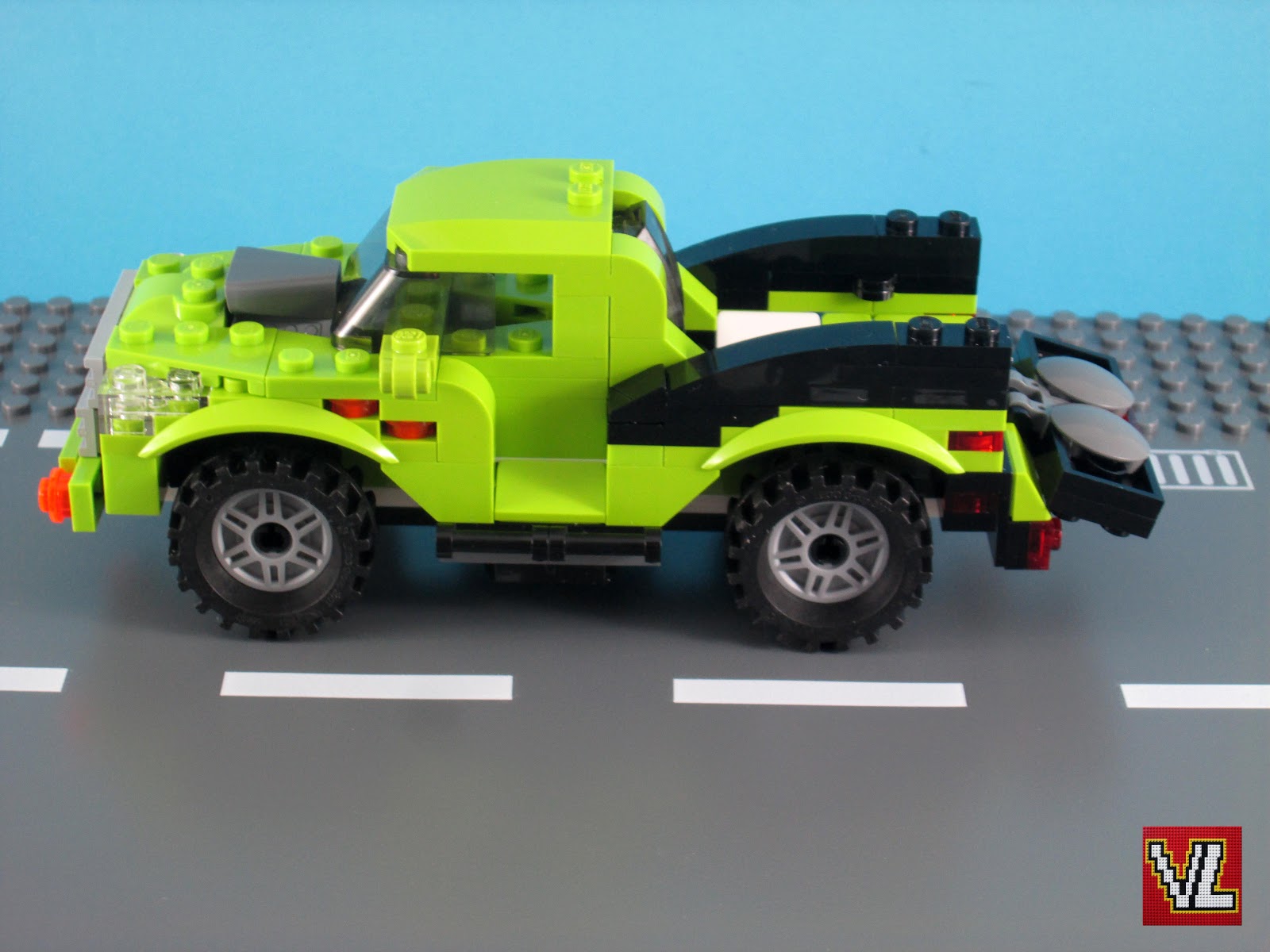 VIVOLEGO: 31007 - heavy-duty pickup truck