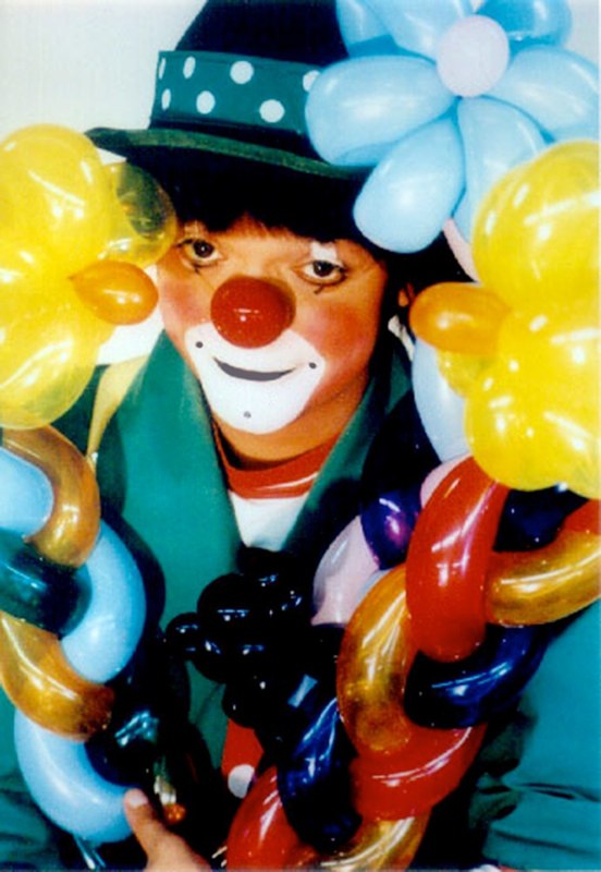 Clown Evolution: Peppi