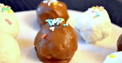 The Savvy Kitchen: Funfetti Cake Balls