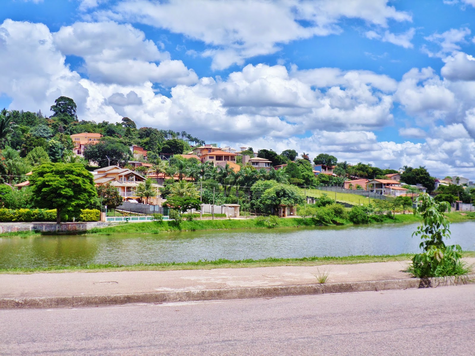 IMOBINTERIOR CONSULTORIA IMOBILIÁRIA: LOTEAMENTO VALE AZUL 1.000m²