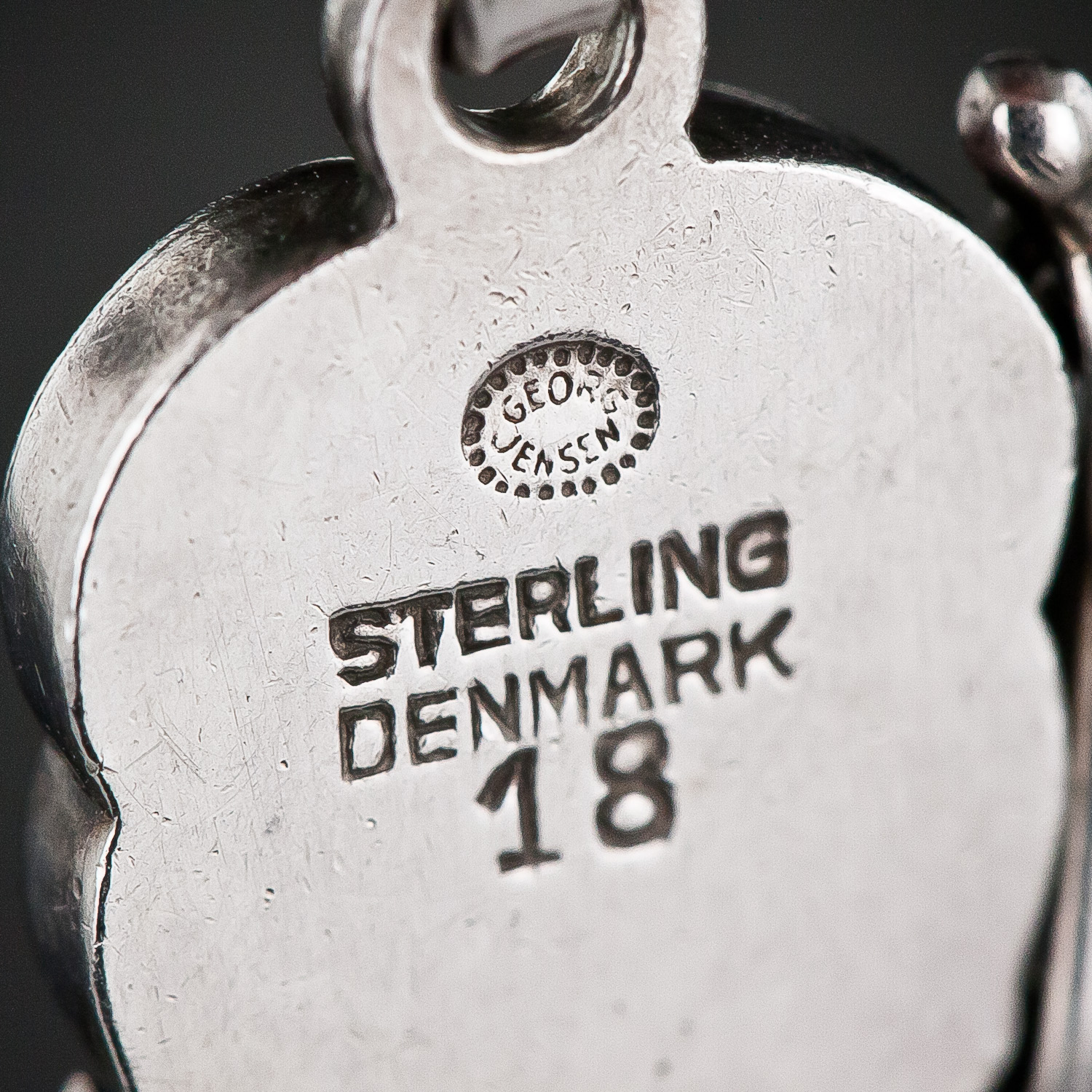 El Arte de la Orfebrería y Joyería : La identificación de la joyería