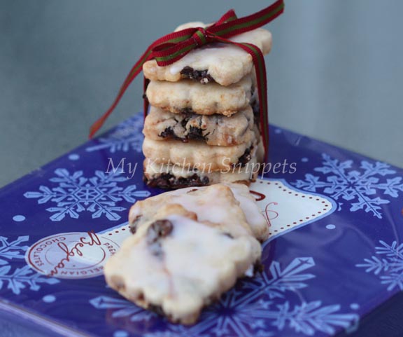 My Kitchen Snippets: Dried Cherry Shortbread Cookies