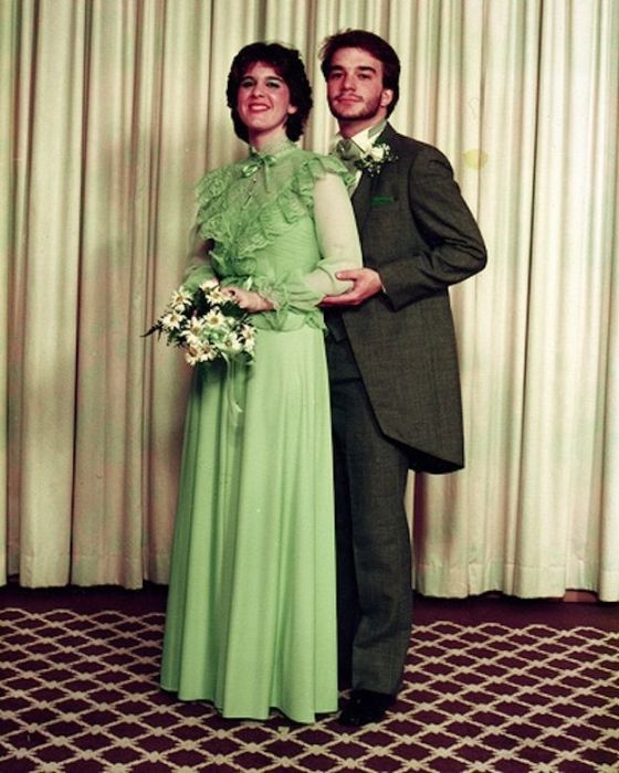 Great Pictures: Awkward Prom Photos From The 90's