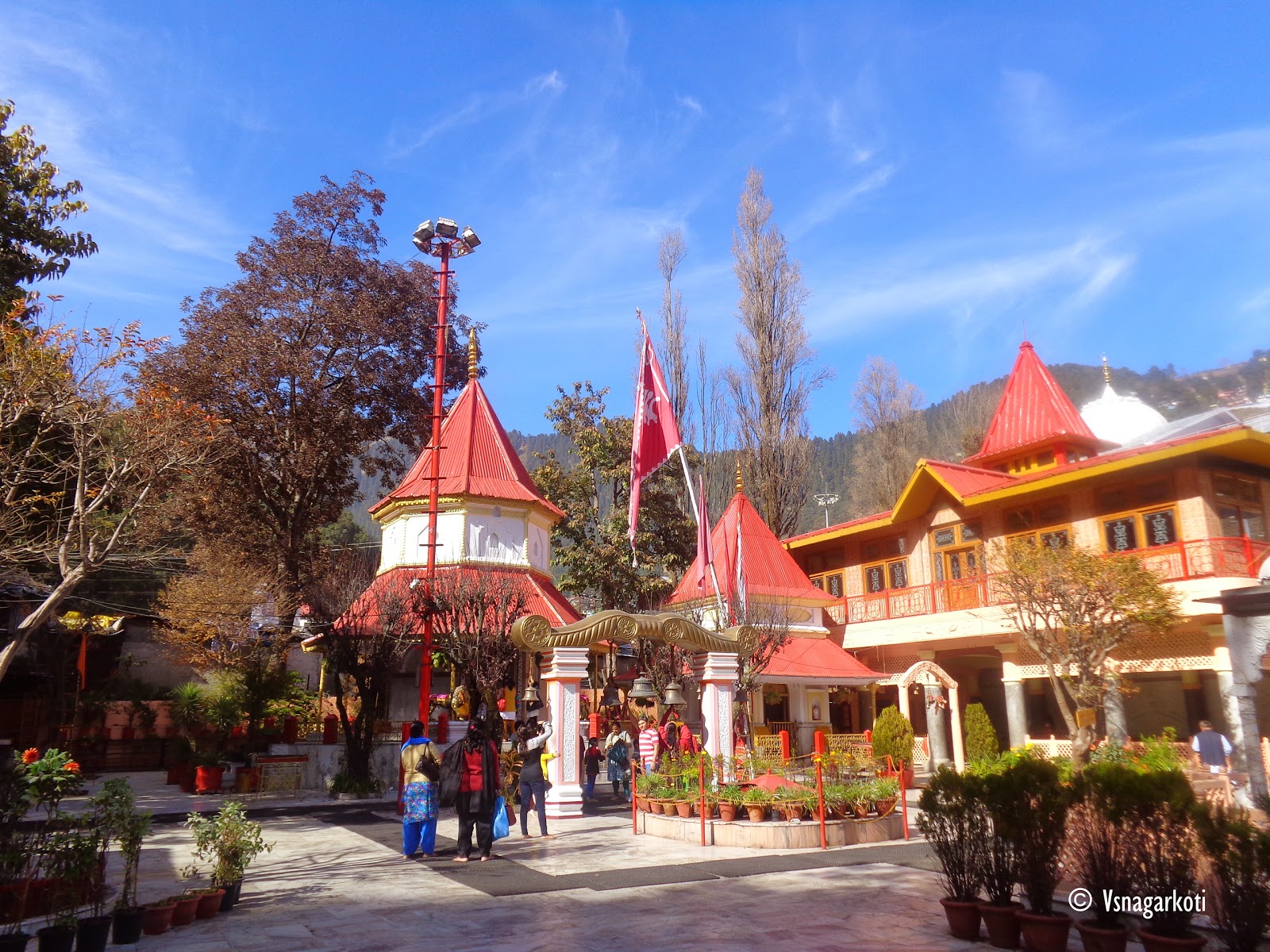 Uttarakhand Tourism: Naina Devi Mandir, Nainital