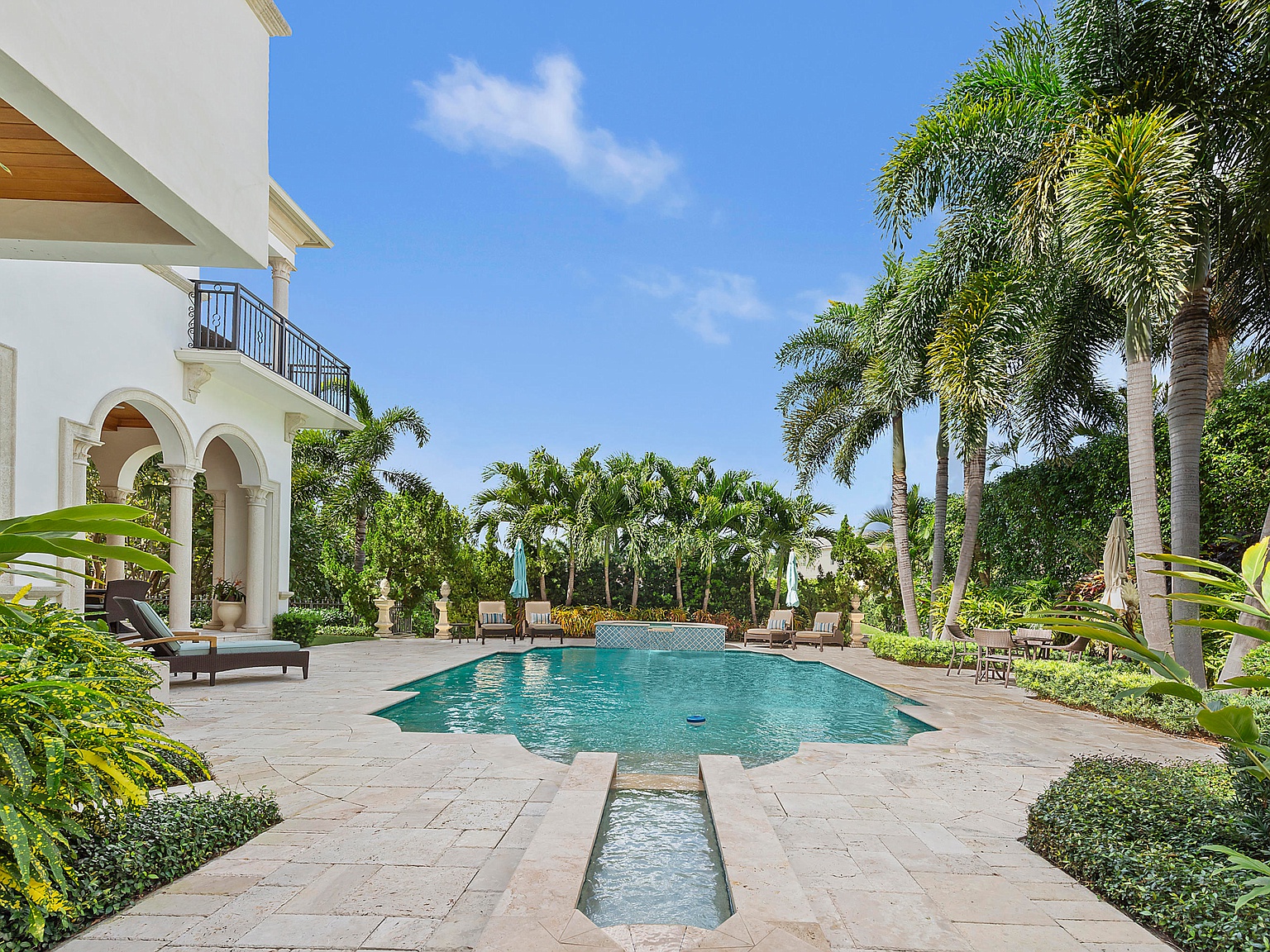 11,000 Square Foot Mediterranean-Style Mansion In Boca Raton, FL | THE ...