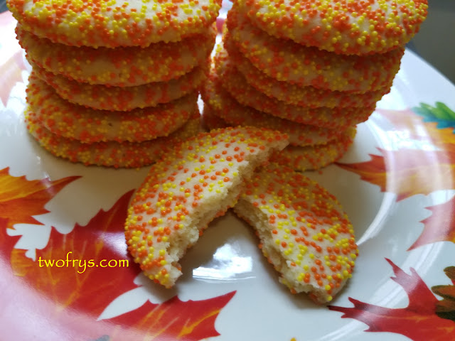 Two Frys: Fall Sprinkle Cookies