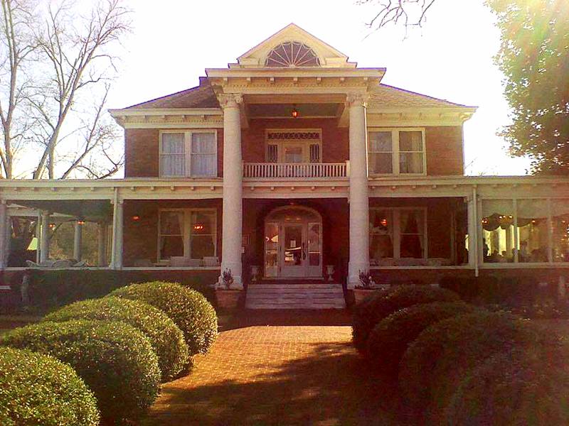 Forgotten Georgia: The Historic Green Manor Restaurant in Union City