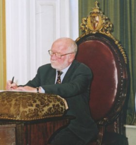 Rik Clay's Blog (A Cosmic Mind): The BBC 2008 Stonehenge Dig Agenda