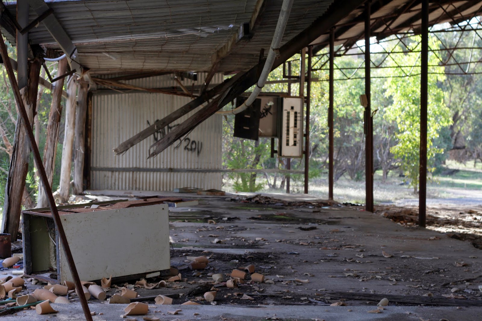 Breaking Into The Industry: Abandoned: Clackline Refractory (Part 1 ...