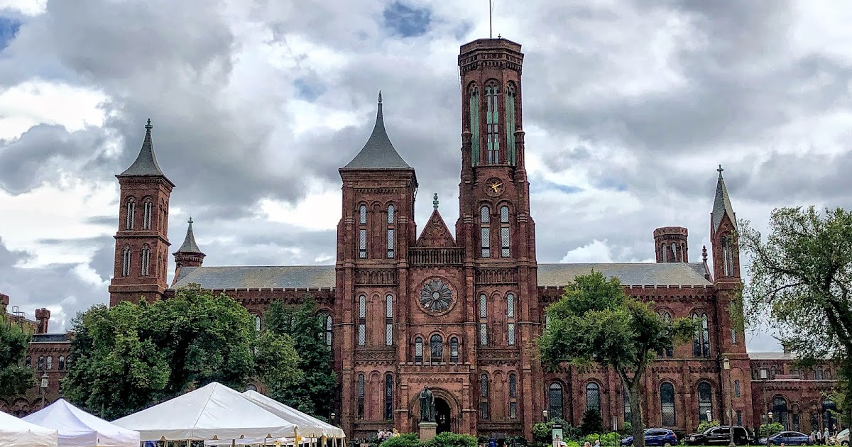 Walking Arizona: The Smithsonian Castle