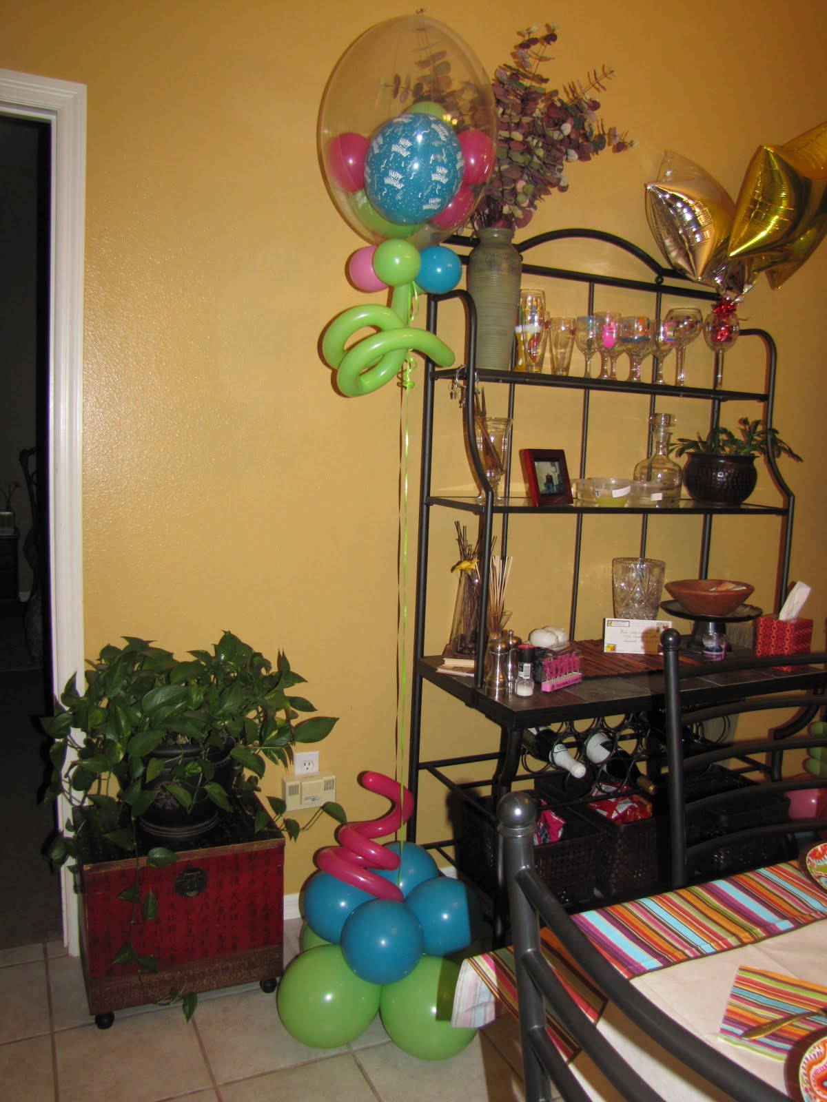 Party People Event Decorating Company: Fun Birthday Balloons
