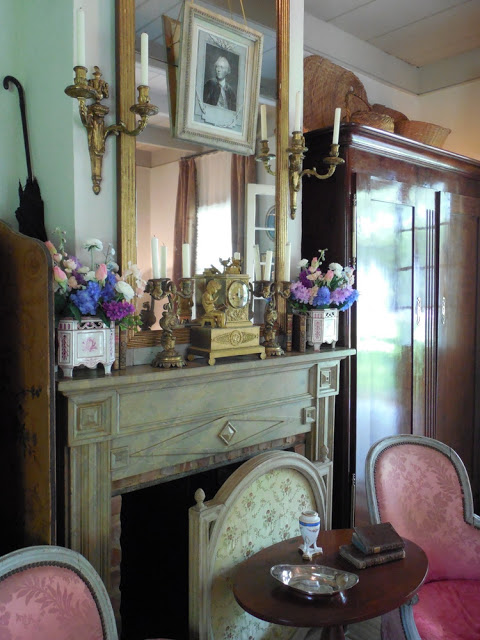 Eye For Design: Decorating With Damask........An Old World Classic Is ...