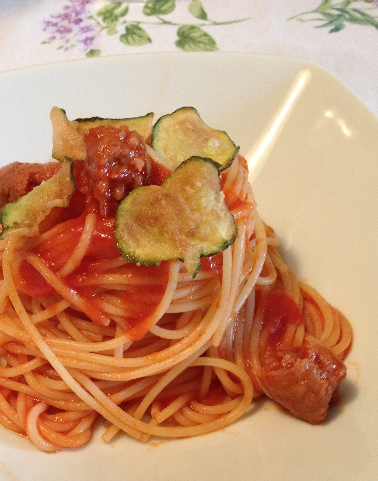 MI DAI LA RICETTA? CRISTINA RAMPONI: SPAGHETTI CON SALSICCIA PICCANTE E ...