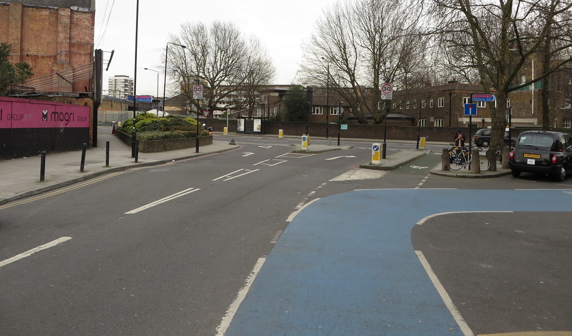 Hackney cyclist: Cable Street CS3 Consultation