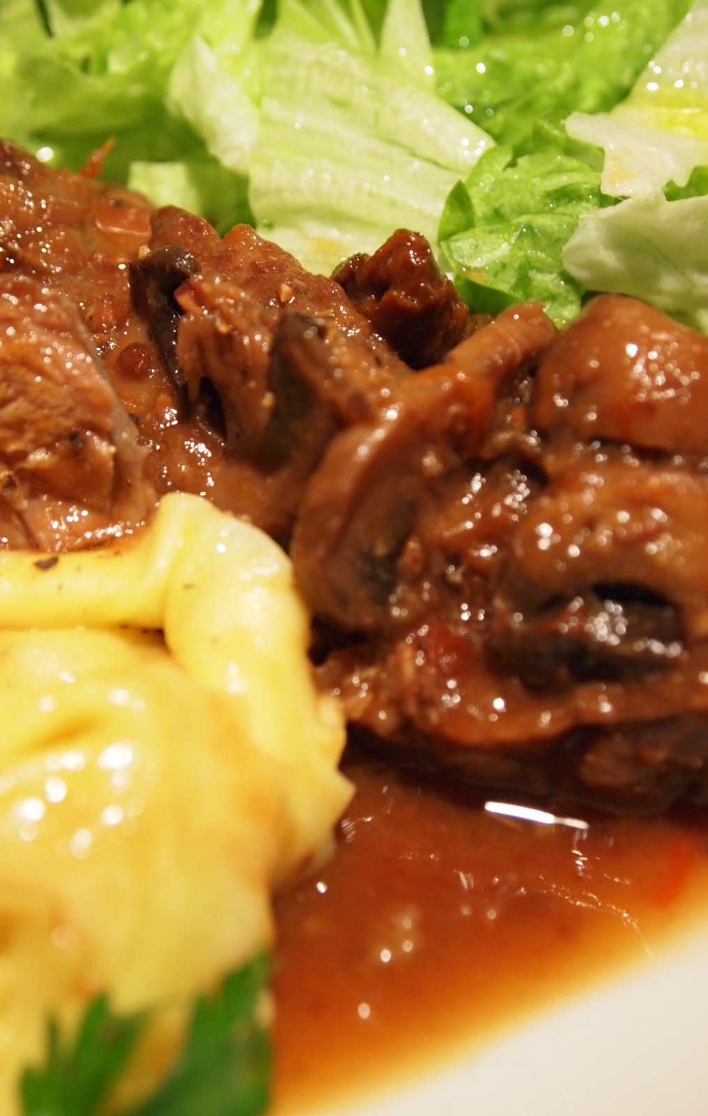 coZinha cOm alMa: Burras de porco preto