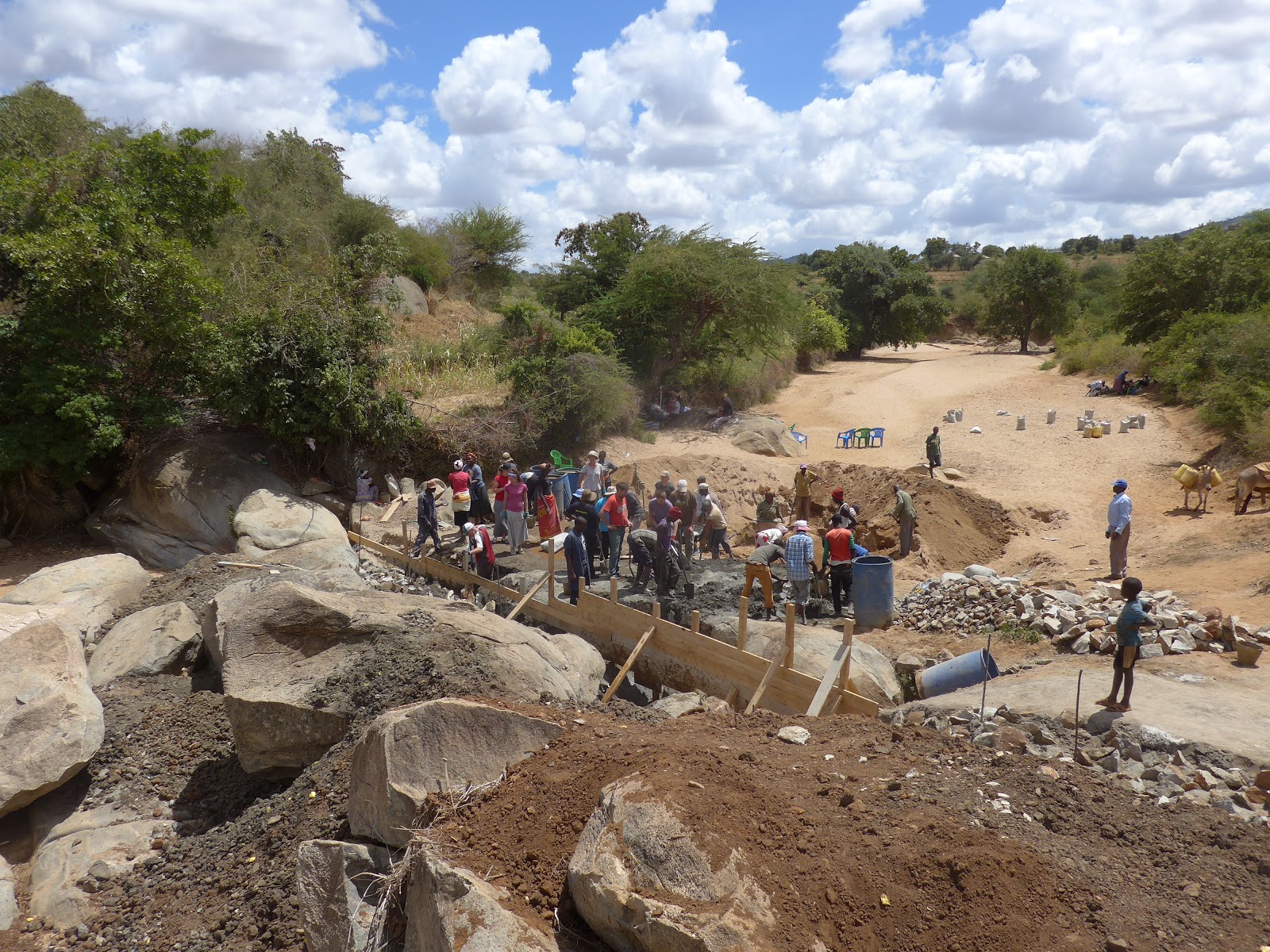 Graber Neufeld in Africa: Sand dams, singing and sodis