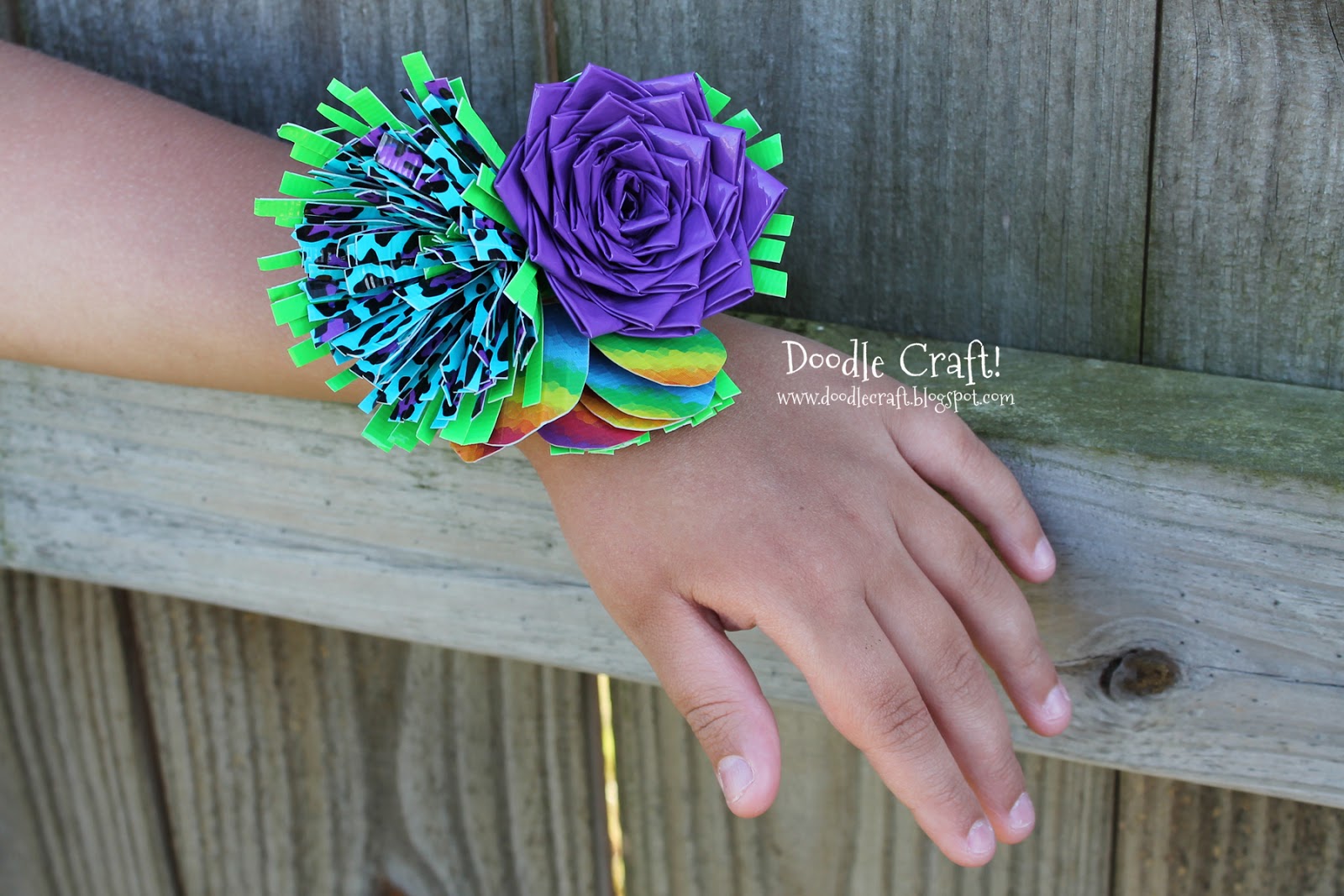 Duck Tape®: STUCK AT PROM a Boutineer and Corsage Tutorial!